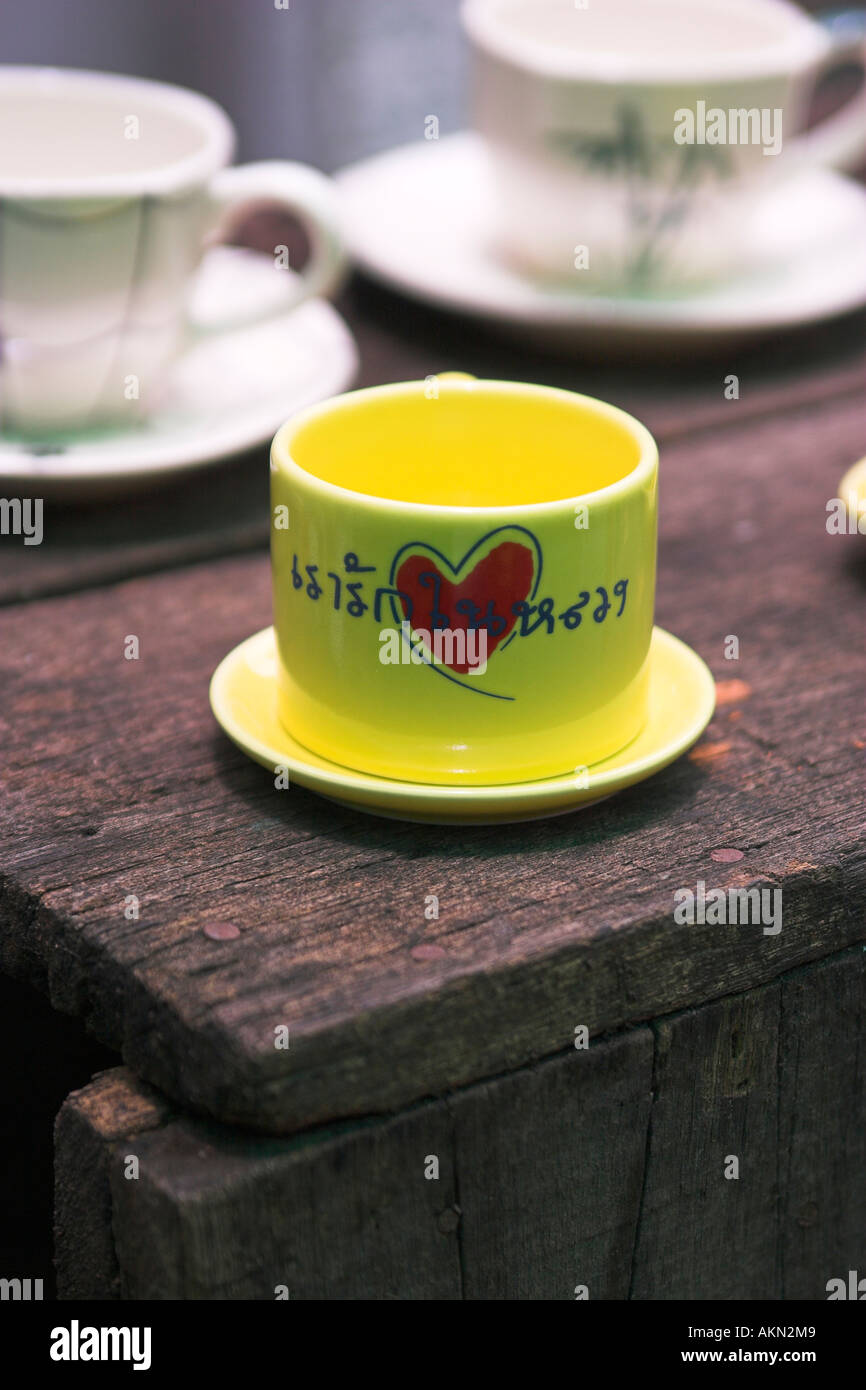 "We love the King" tea cup sold in Thailand. "We love the King" is Thai ...