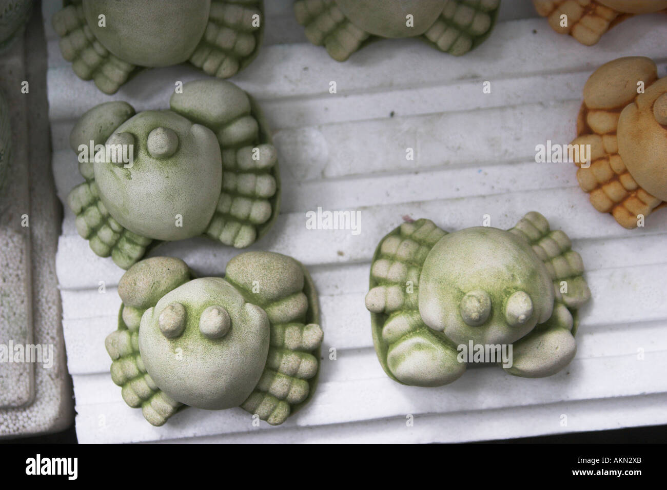 Ceramic legs hi-res stock photography and images - Alamy