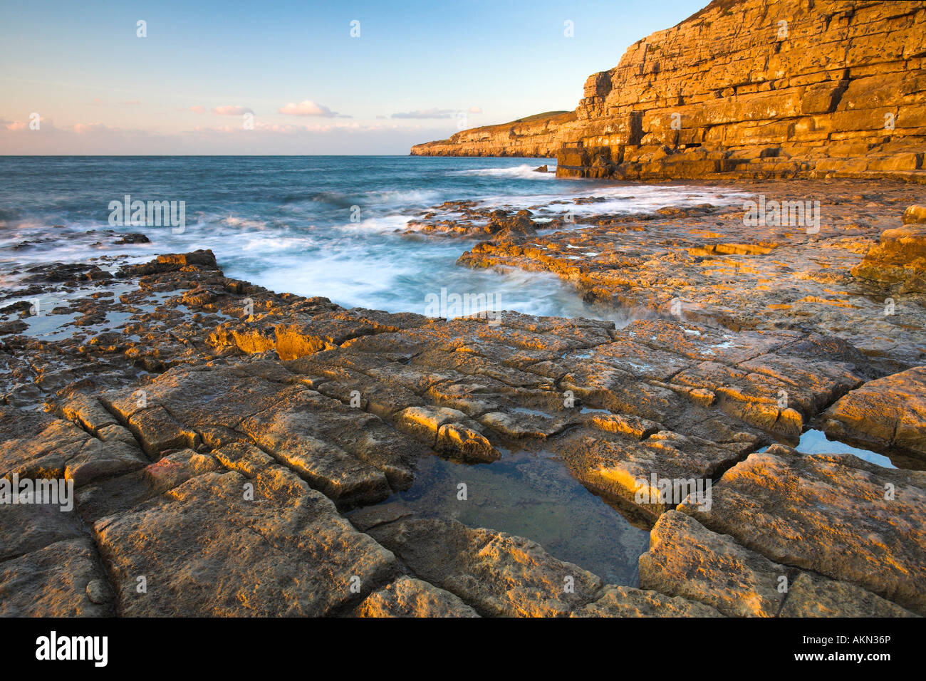 Seacombe cliff dorset hi-res stock photography and images - Alamy