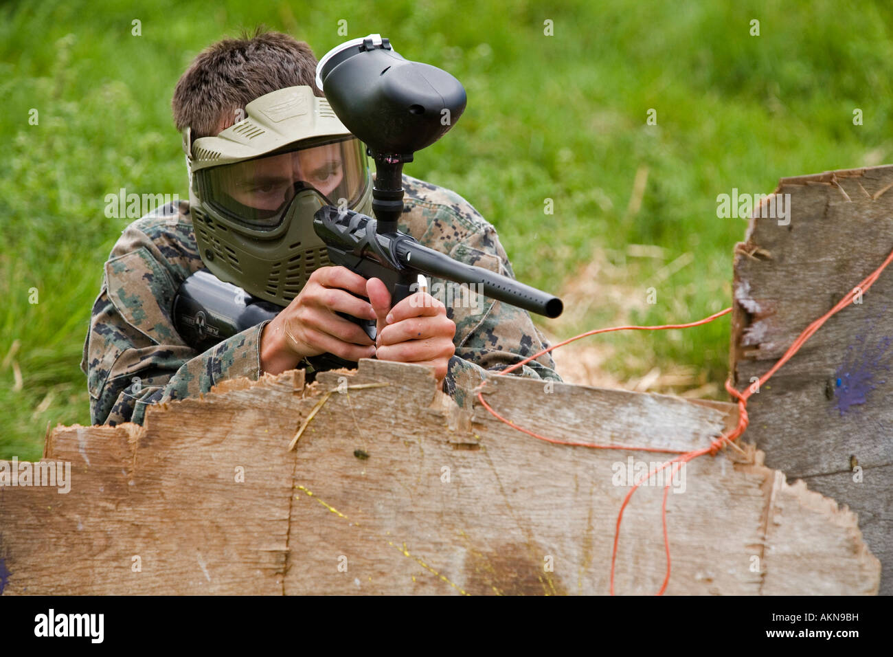 Person playing paintball Stock Photo - Alamy