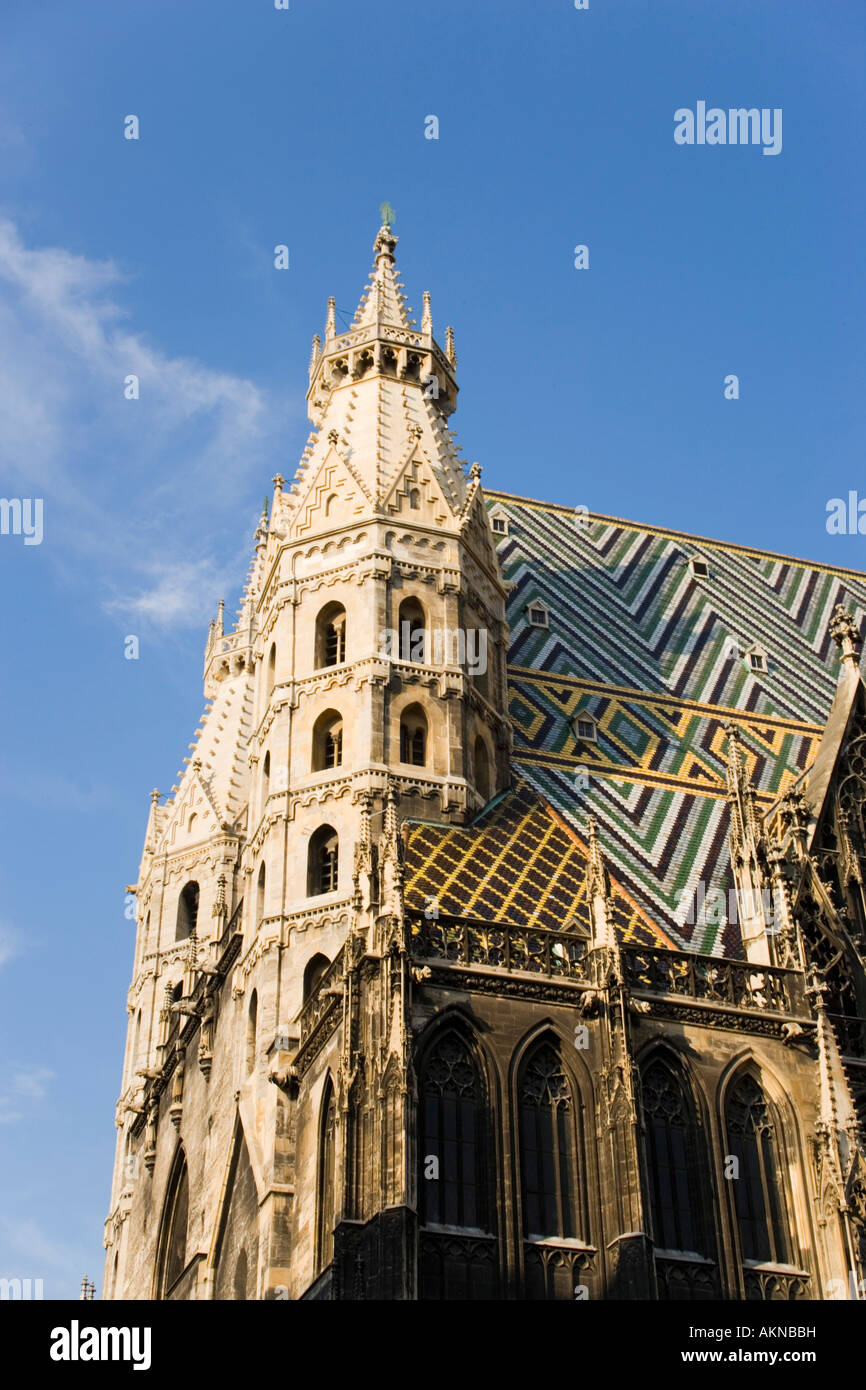 Towers stephansdom vienna austria hi-res stock photography and images ...
