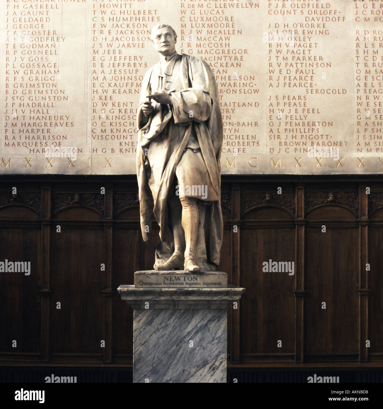 Statue of Sir Isaac Newton Stock Photo - Alamy