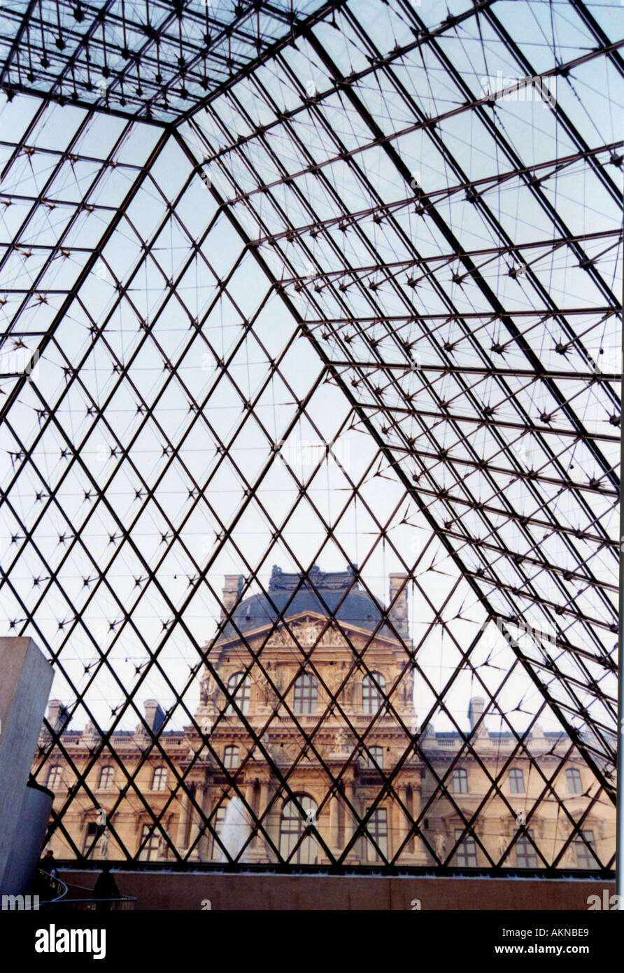 Louvre muse hi-res stock photography and images - Alamy