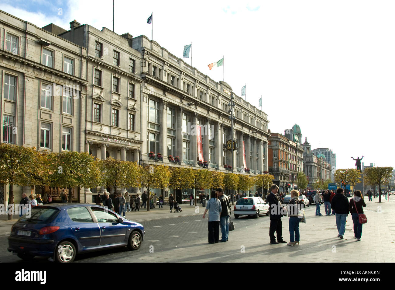 Clery's department store on Dublin's main thoughfare, O'Connell Street ...