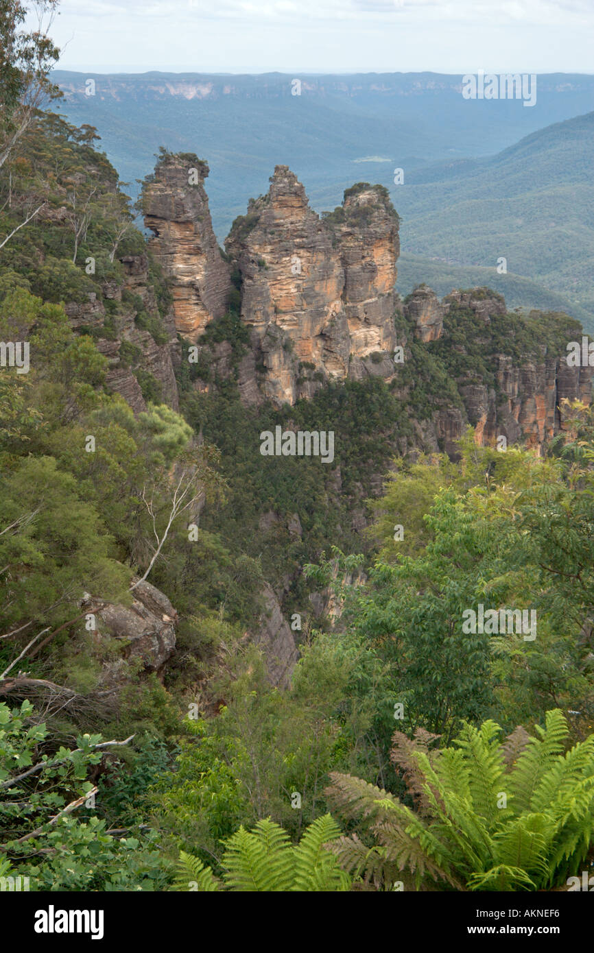 Three sisters viewpoint hi-res stock photography and images - Alamy