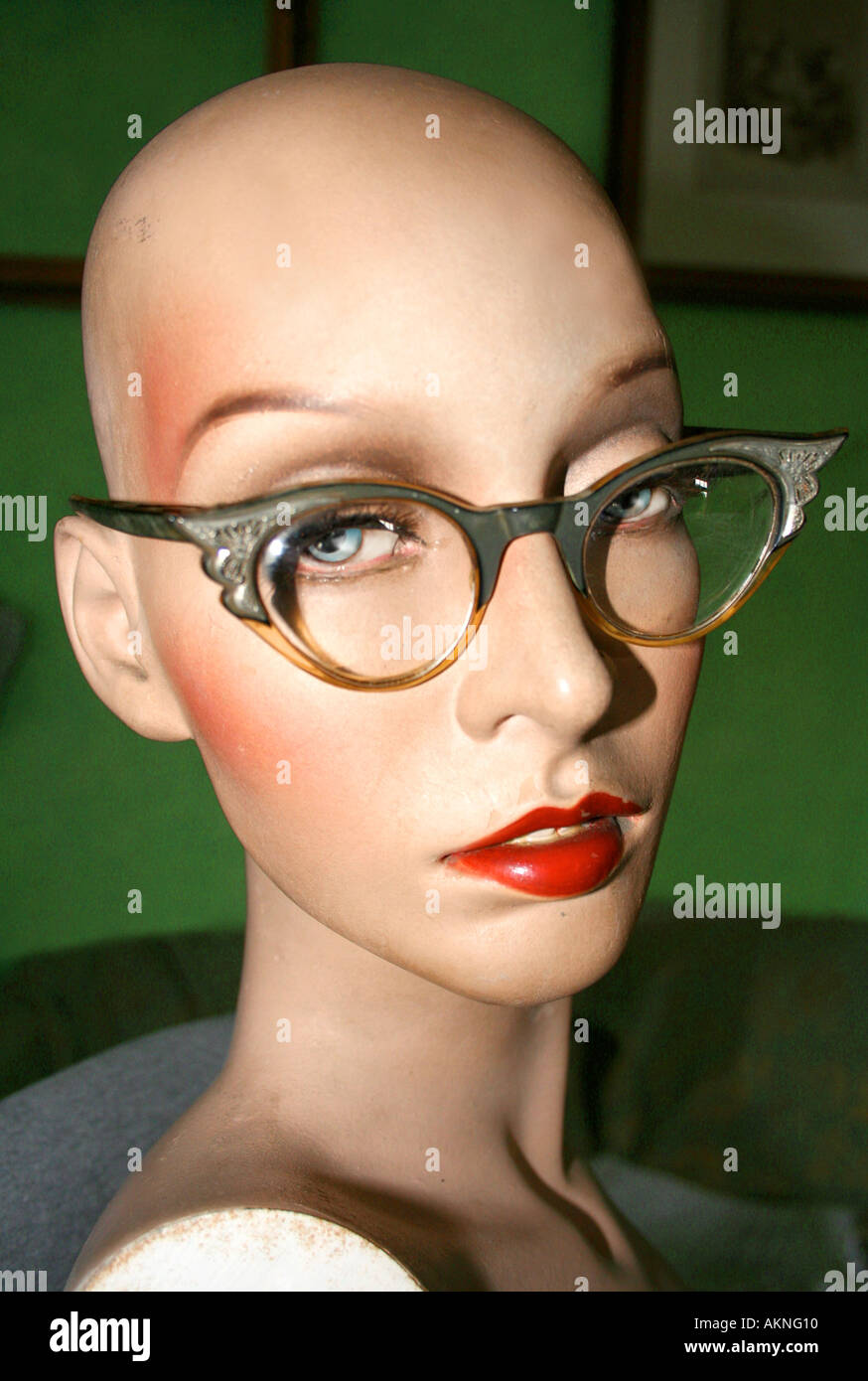 Dummy head 3 Stock Photo - Alamy