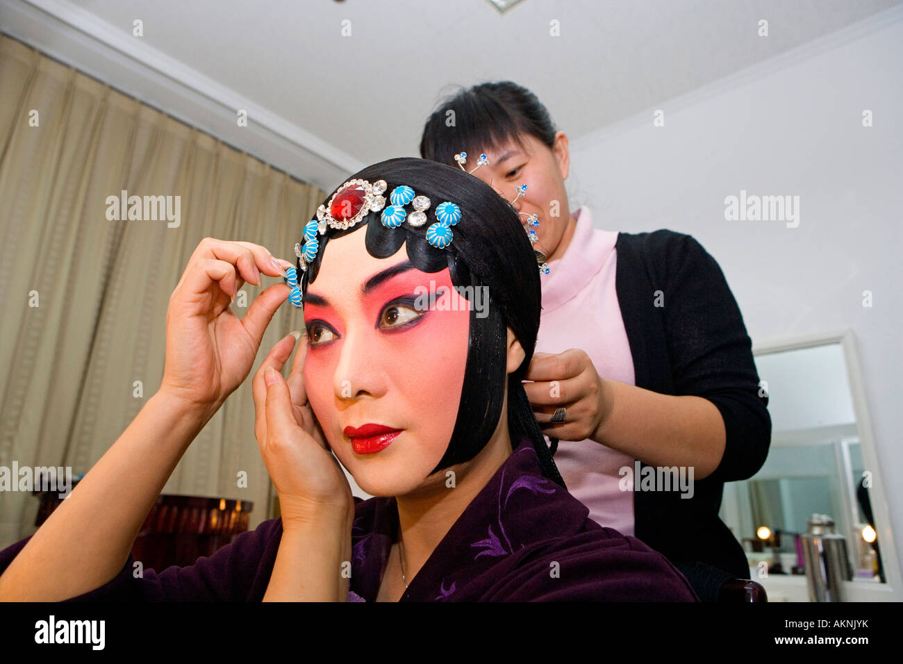 Lady chen hi-res stock photography and images - Alamy