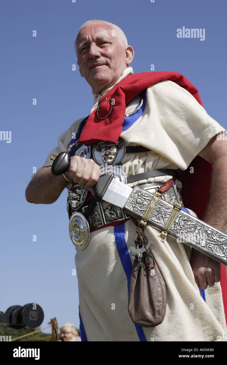 Roman Signifer standard bearer drawing hissword gladius Stock Photo - Alamy