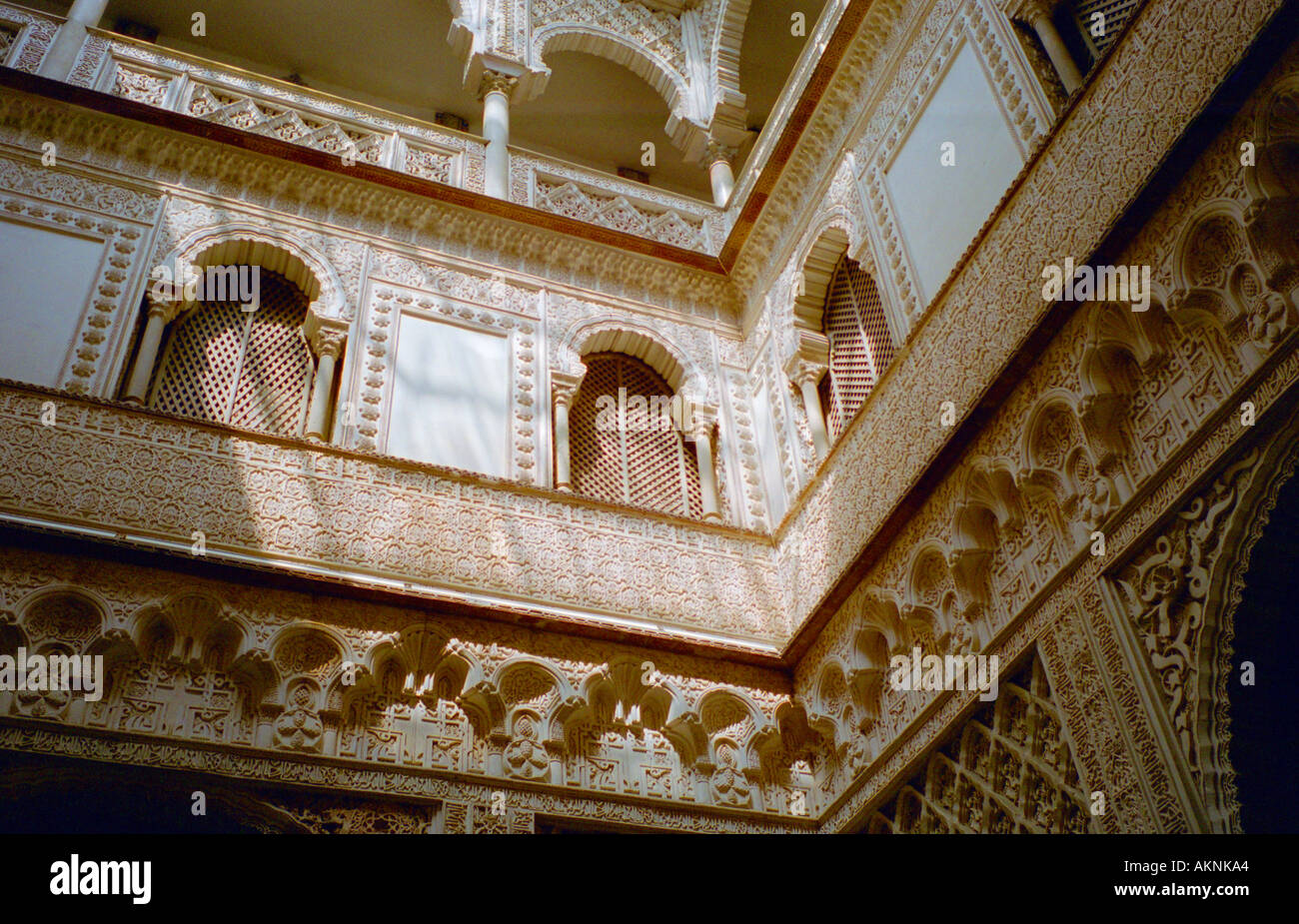 Alcazar palace spain interiors hi-res stock photography and images - Alamy