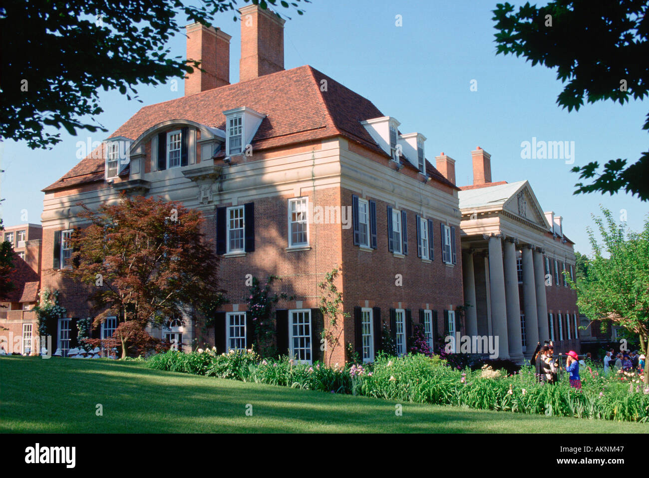 Diplomatic housing hi-res stock photography and images - Alamy