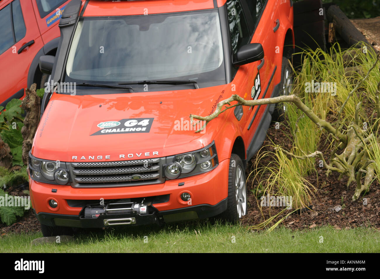 Royal range rover hi-res stock photography and images - Alamy