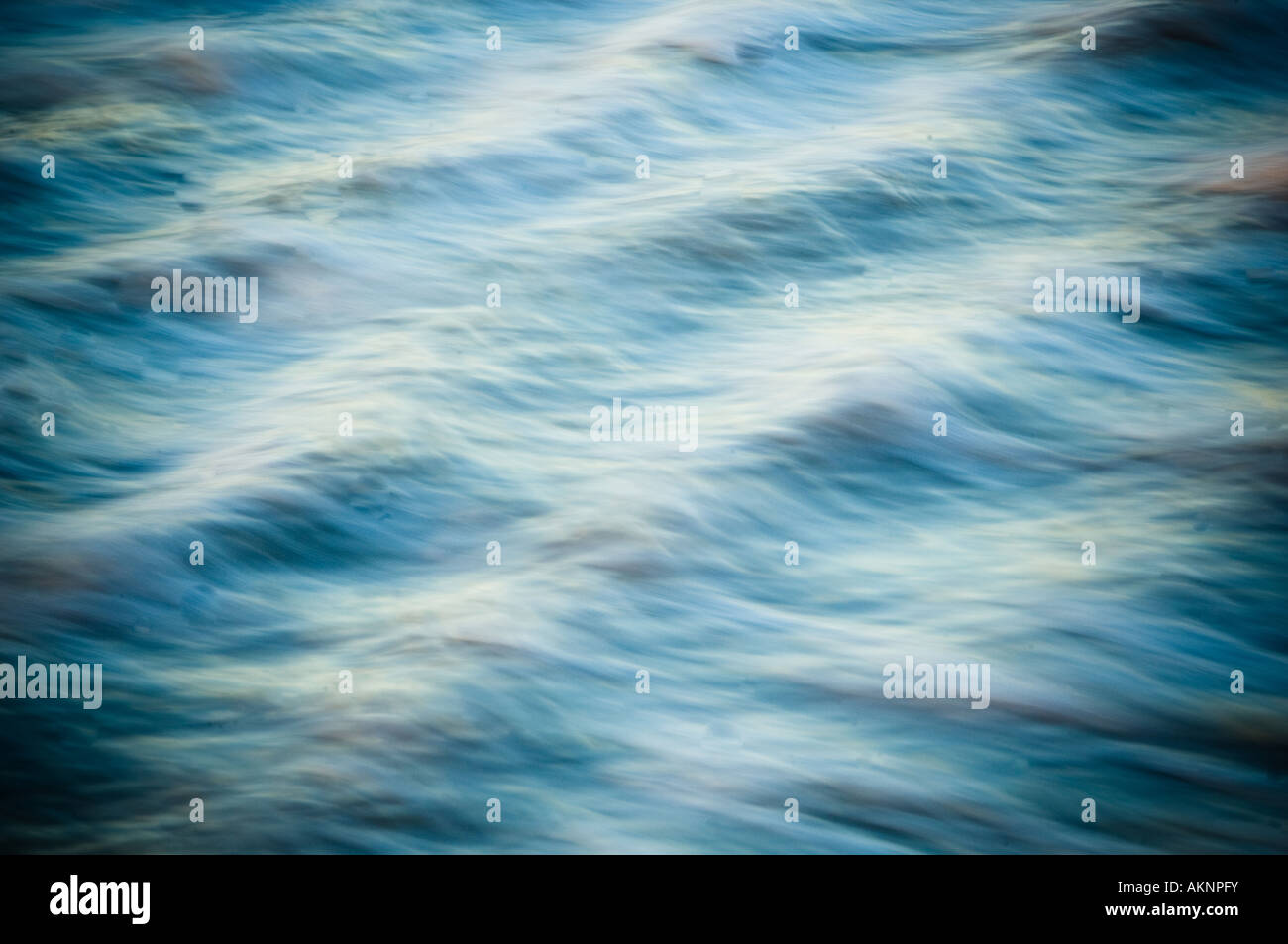 Waves rippling hi-res stock photography and images - Alamy