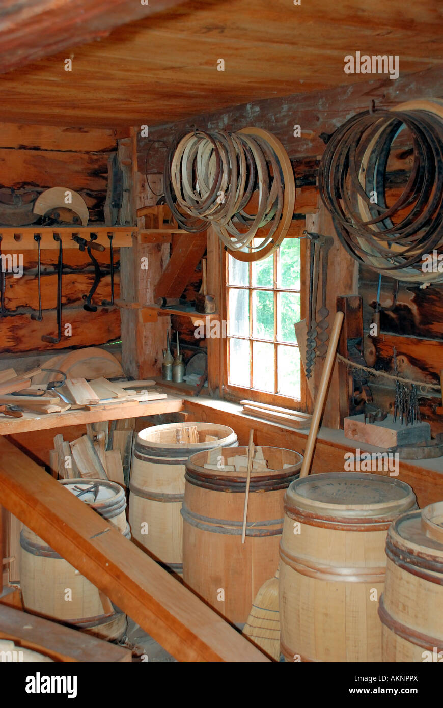 Coopers shop hi-res stock photography and images - Alamy