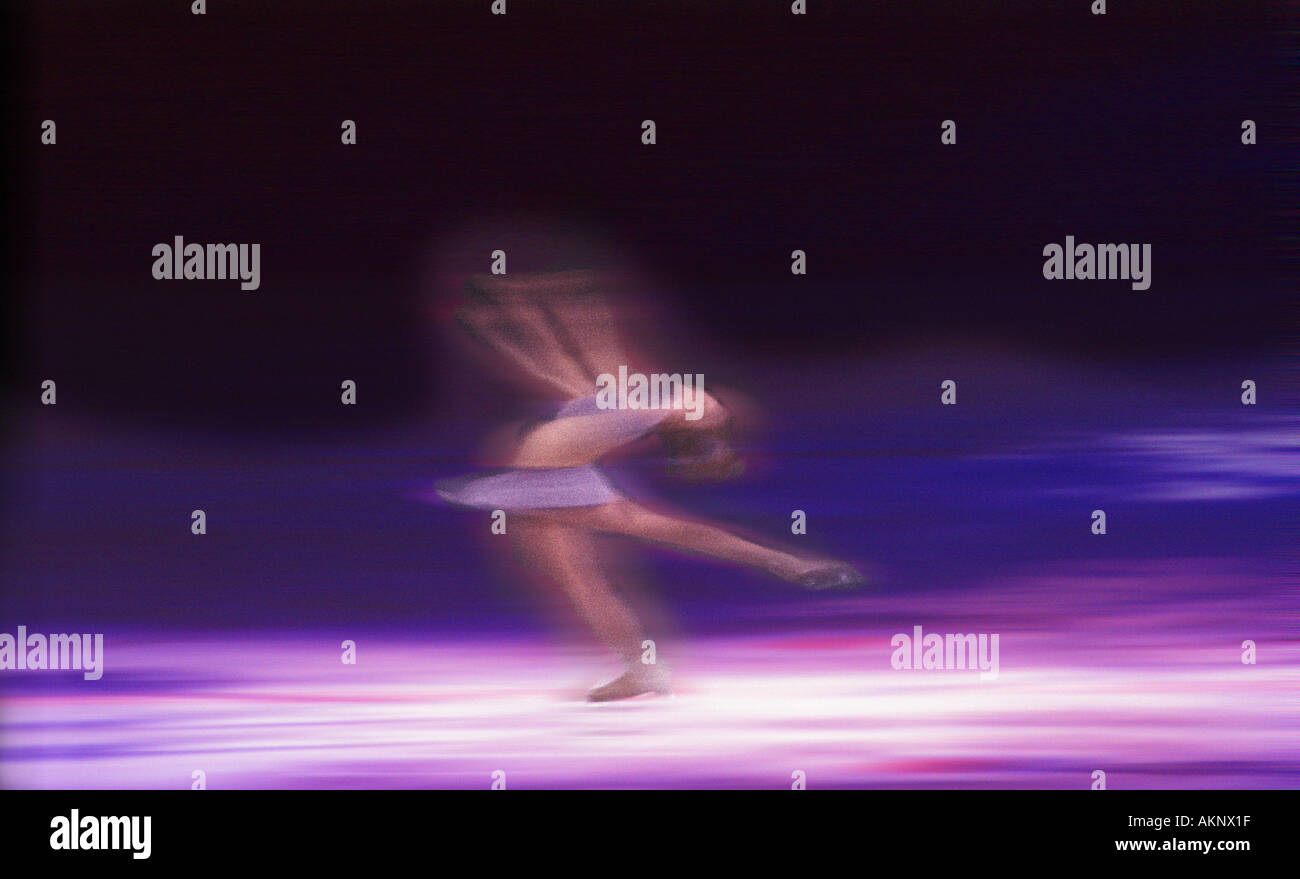 Artistic ice skating movement hi-res stock photography and images - Alamy