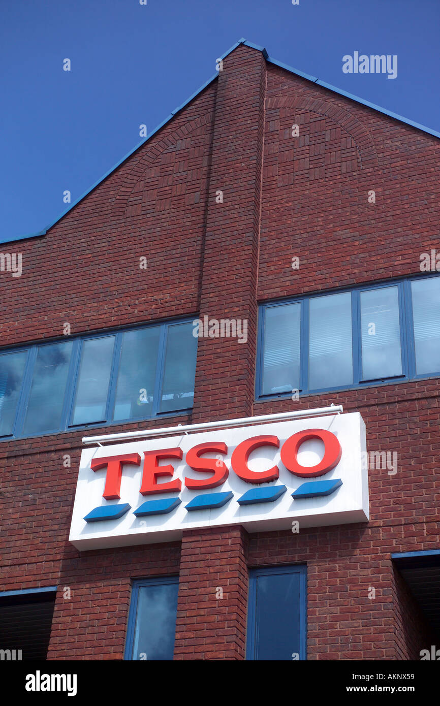 Tesco built hi-res stock photography and images - Alamy