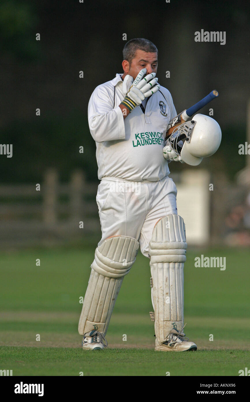 Bat legs hi-res stock photography and images - Alamy