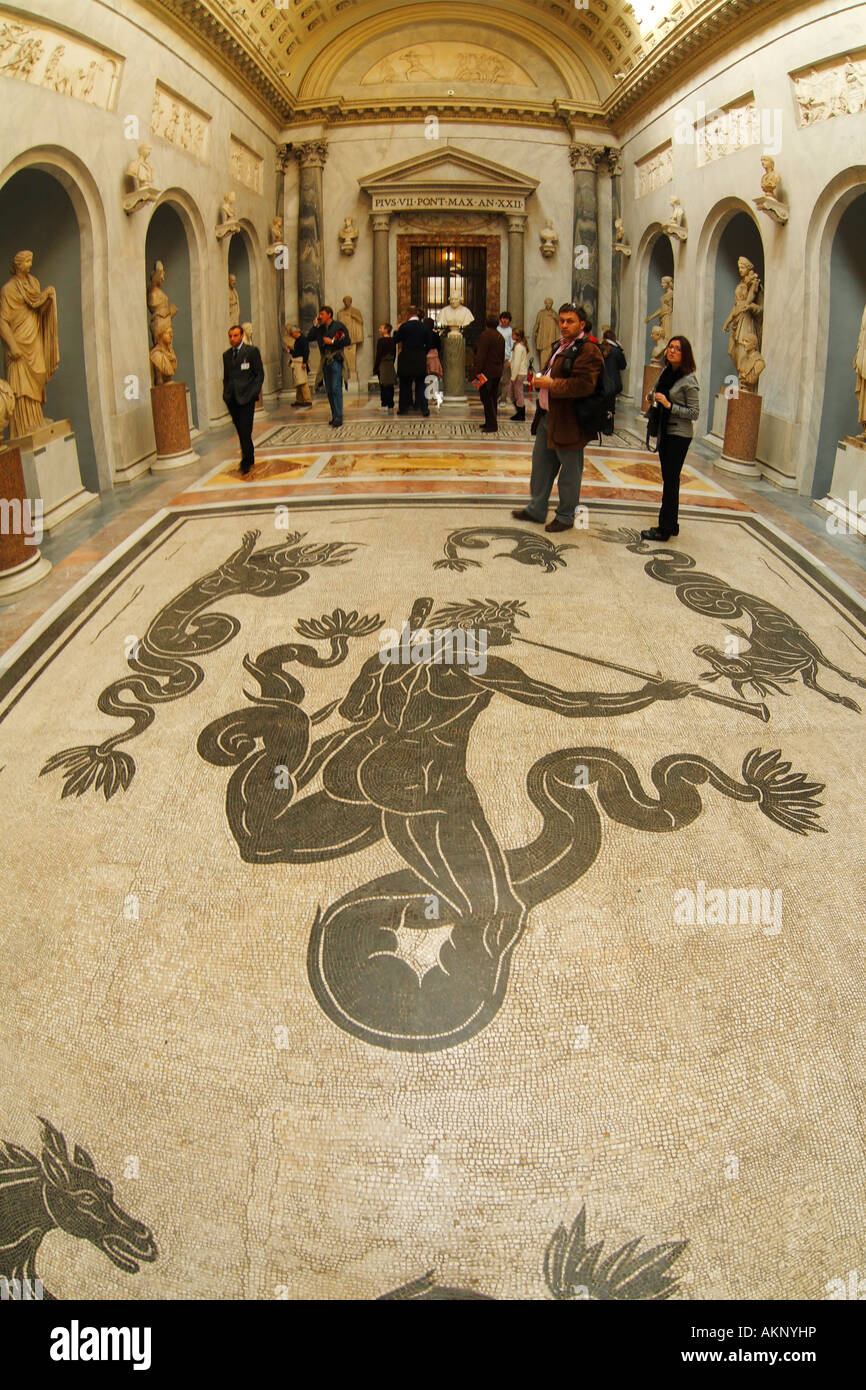 Braccio Nuovo wing, Vatican Museums, Italy Stock Photo - Alamy