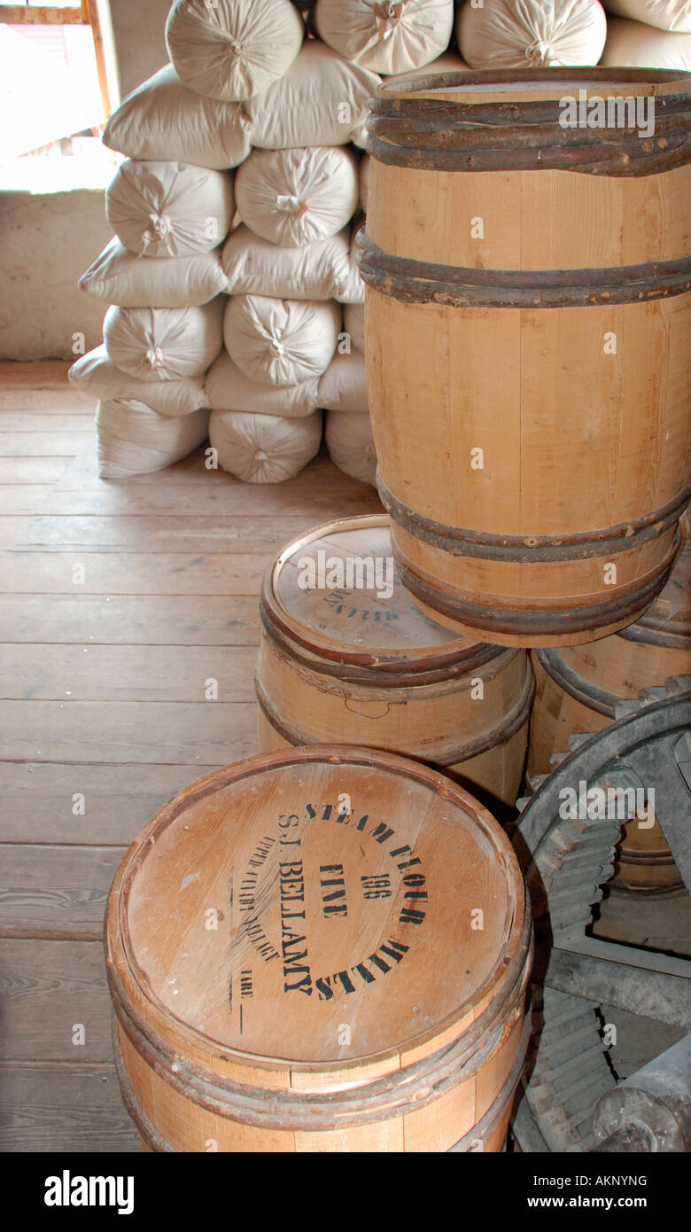 Sacks flourmill milling steam hi-res stock photography and images - Alamy