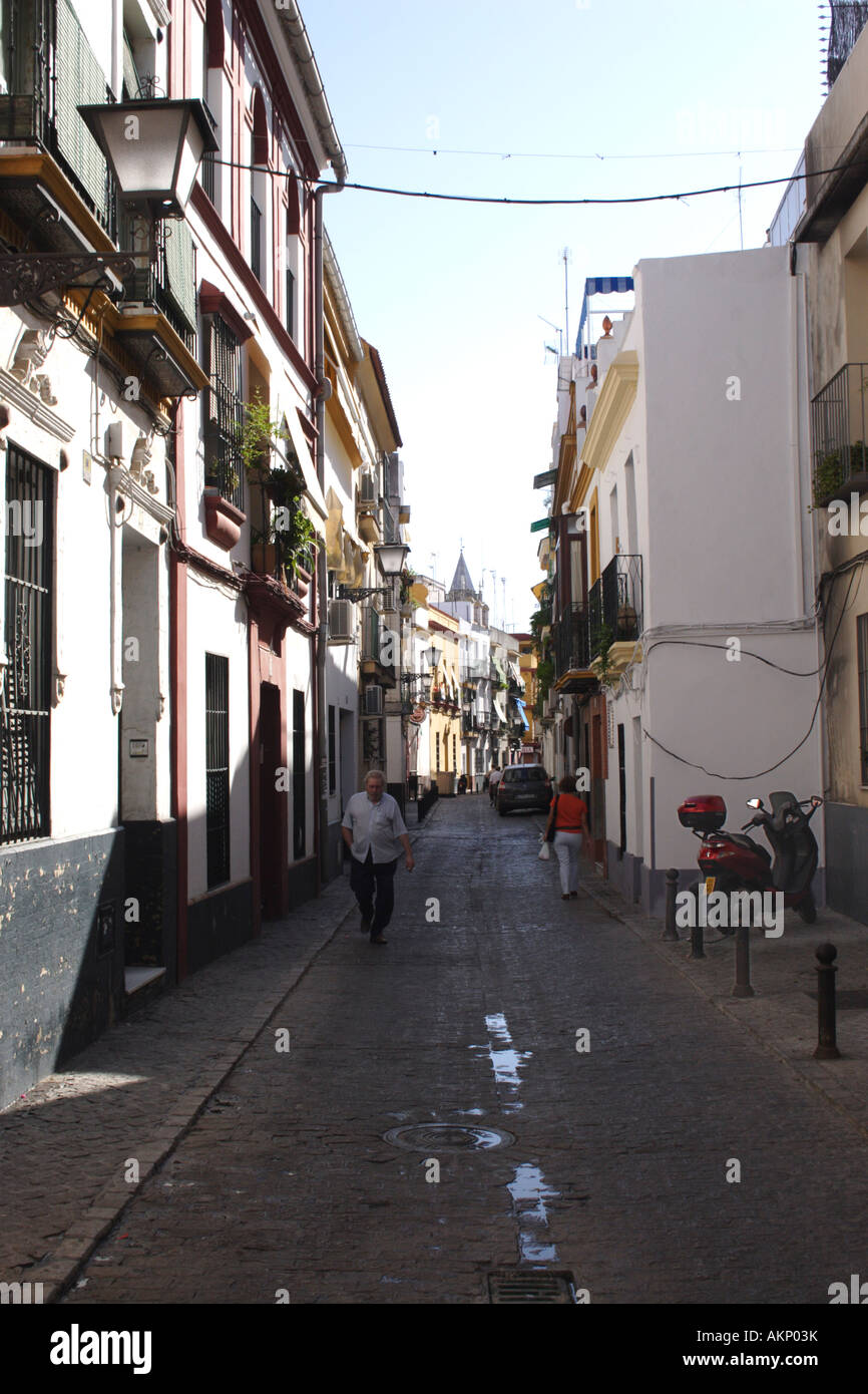 Calle Rodrigo de Triana Seville October 2007 Stock Photo - Alamy