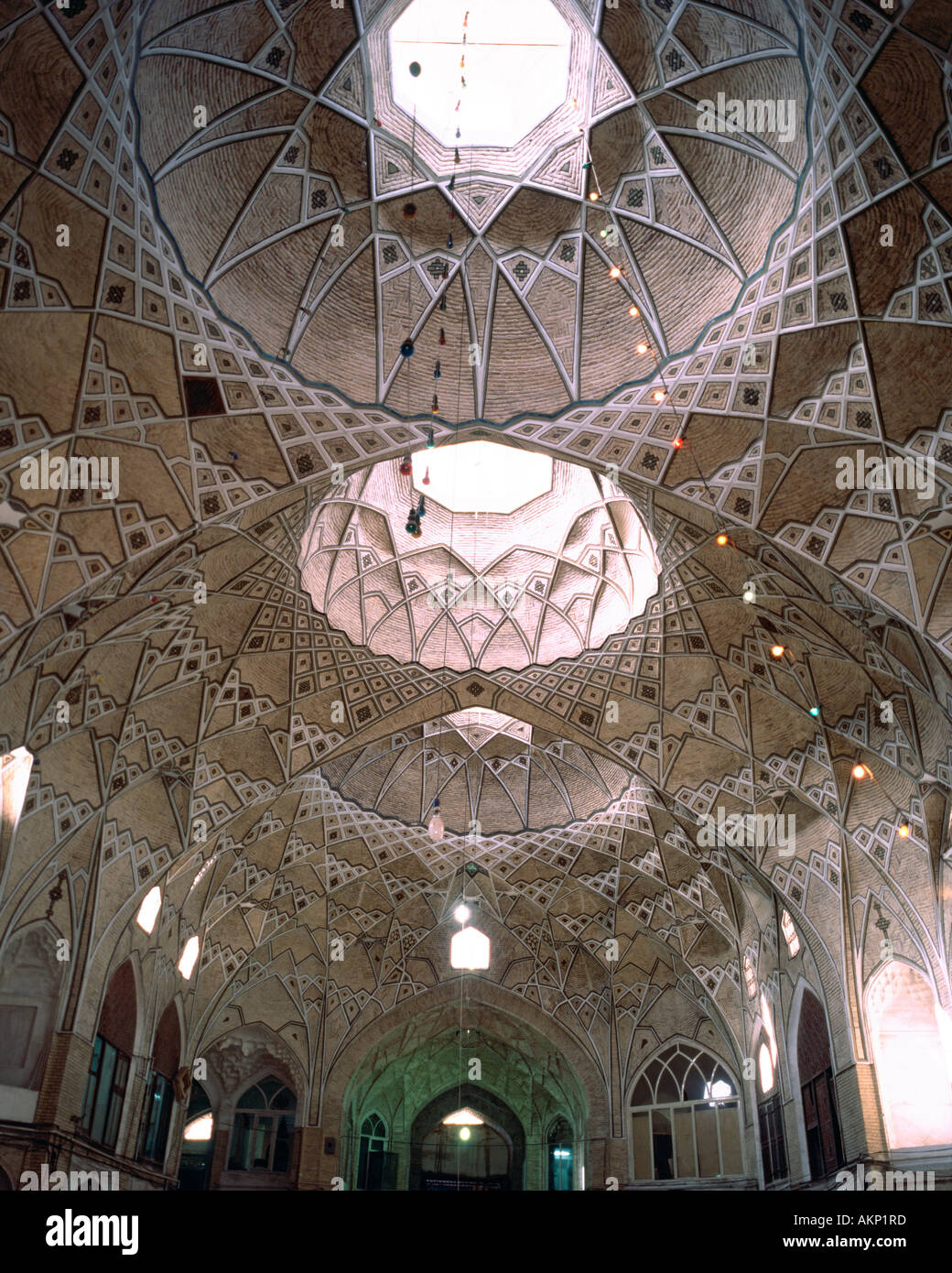Qom bazaar hi-res stock photography and images - Alamy