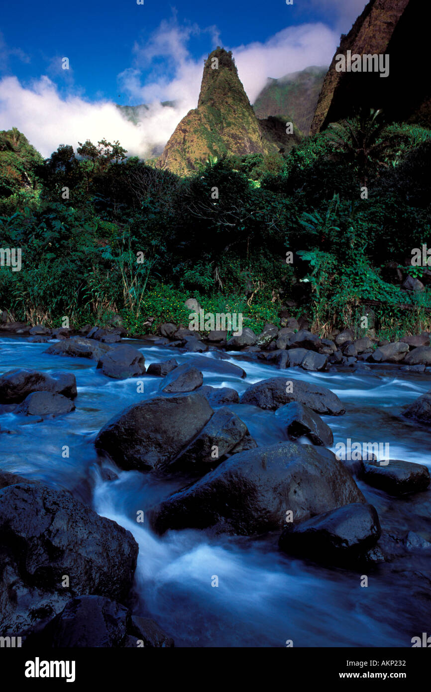 Iao rock hi-res stock photography and images - Alamy