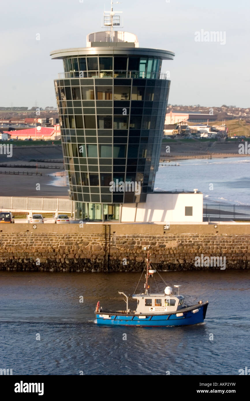 Aberdeen harbour control tower hi-res stock photography and images - Alamy