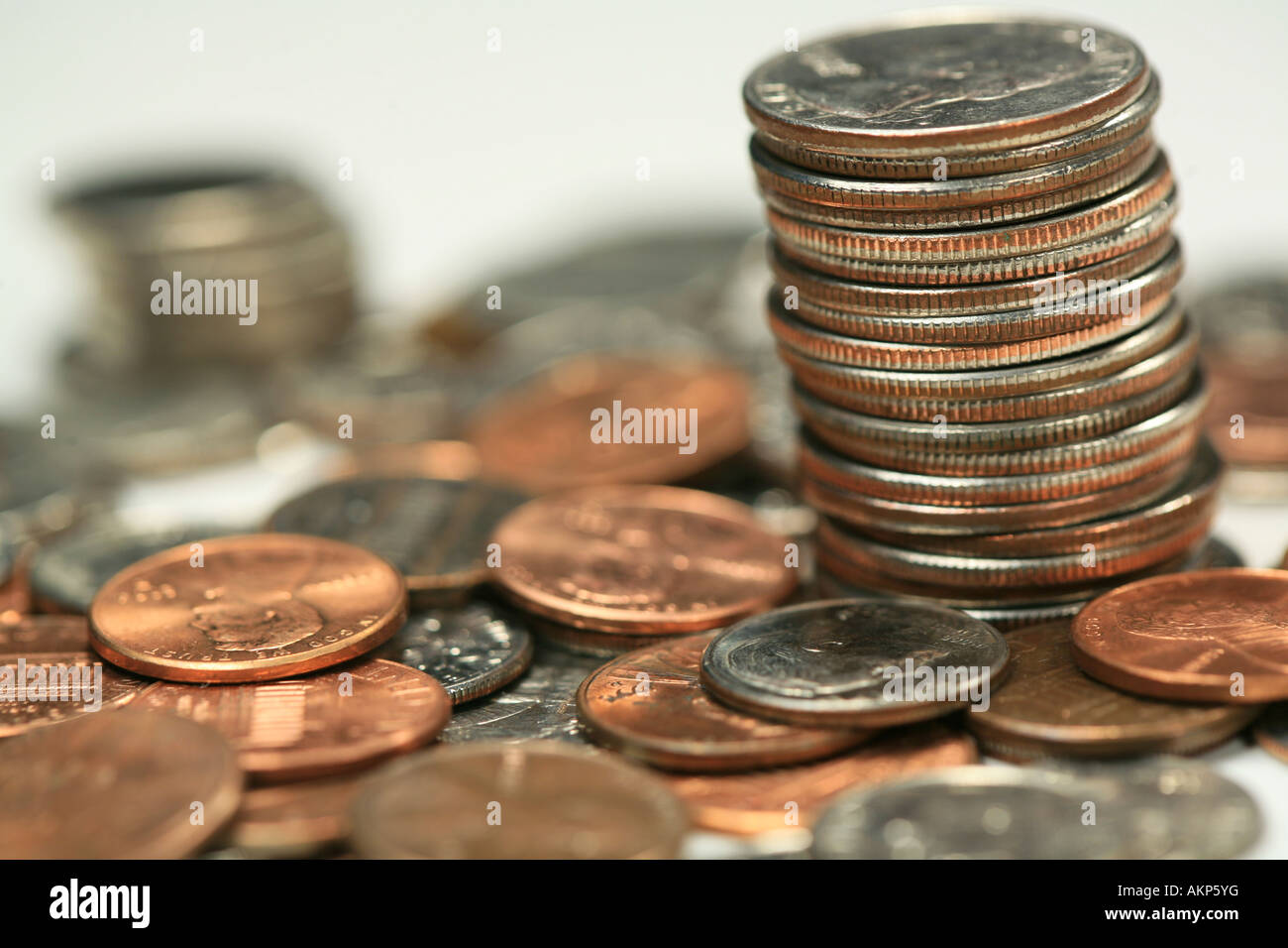 Pile of American coins pennies dimes nickels quarters Stock Photo - Alamy