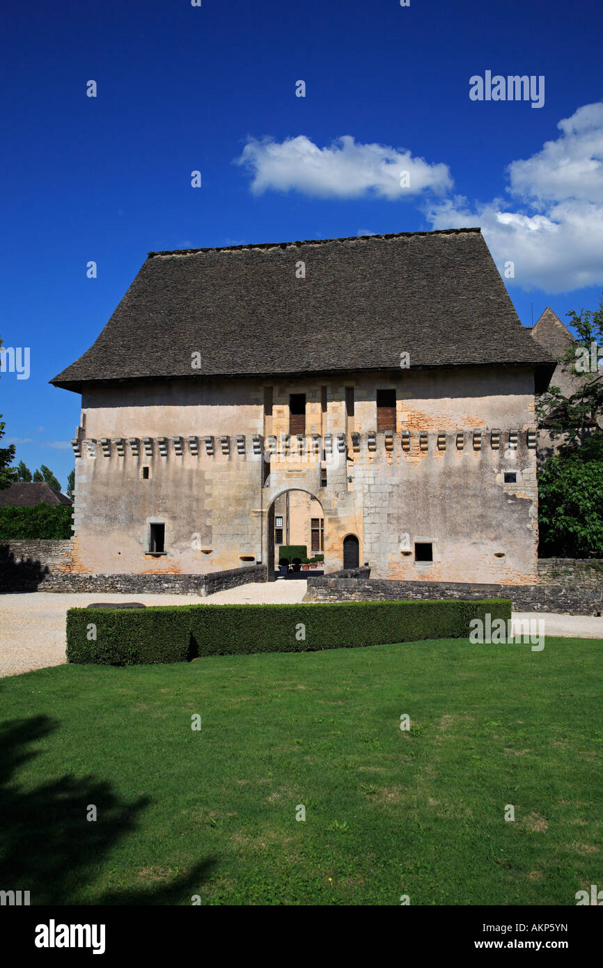 Fortified gatehouse at the Château de Losse Stock Photo - Alamy