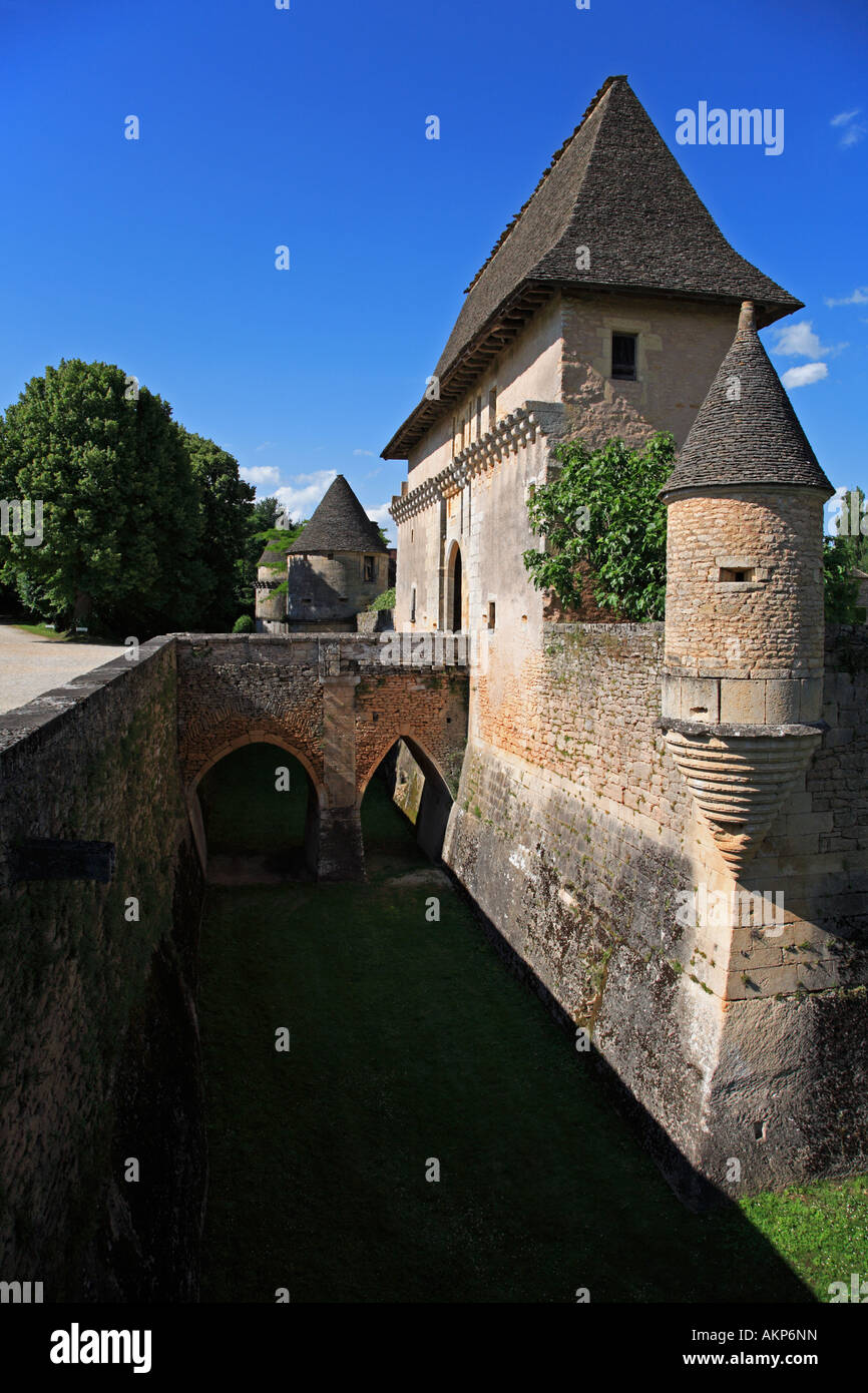 Fortified gatehouse at the Château de Losse in the Dordogne Aquitaine ...