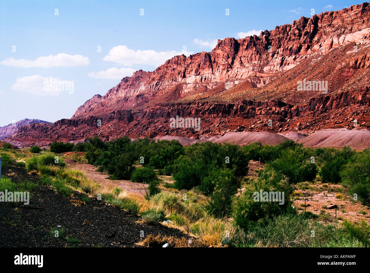 Roadside mountains in Utah Stock Photo - Alamy