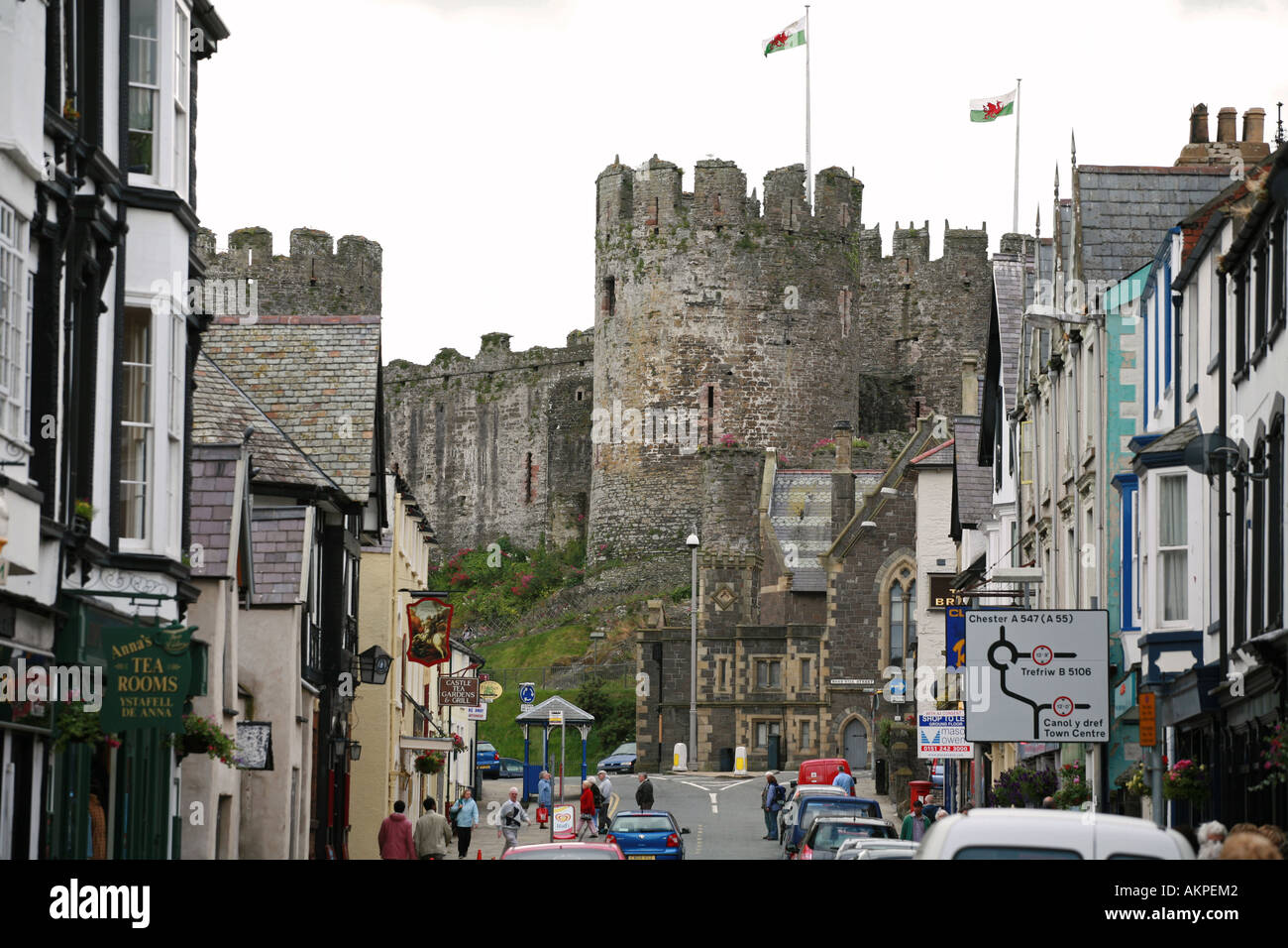 Ancient Conwy castle viewed from main street of Conwy town centre ...