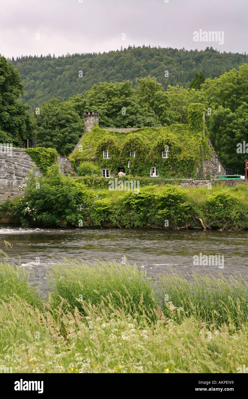 Llanrwst ancient stone bridge and tea rooms and Conwy river Snowdonia ...