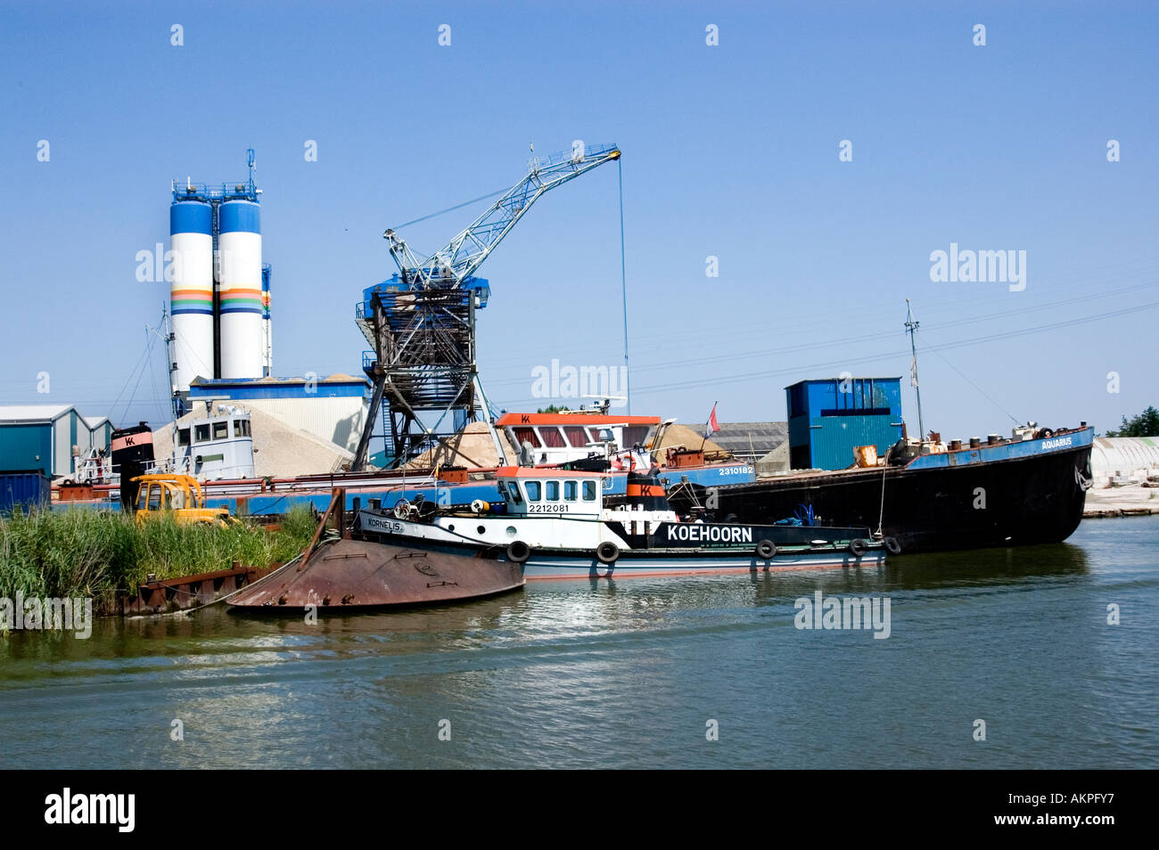 Transport yard hi-res stock photography and images - Alamy