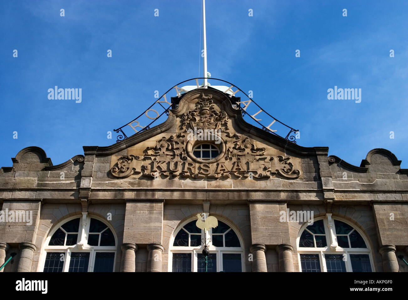 Harrogate town crest hi-res stock photography and images - Alamy