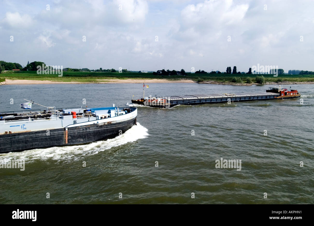 Shipping containers old ships hi-res stock photography and images - Alamy