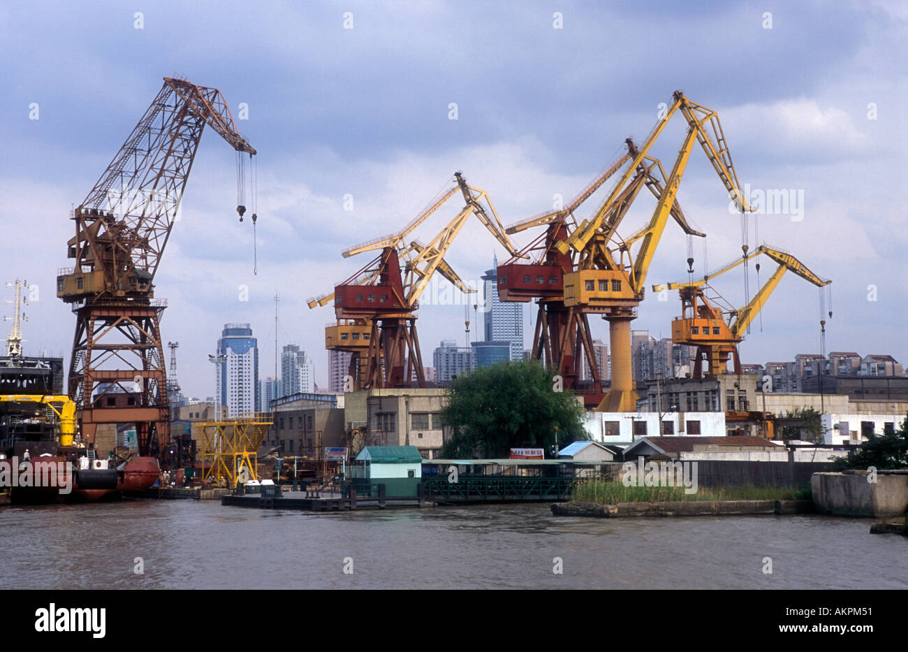 Shang river hi-res stock photography and images - Alamy