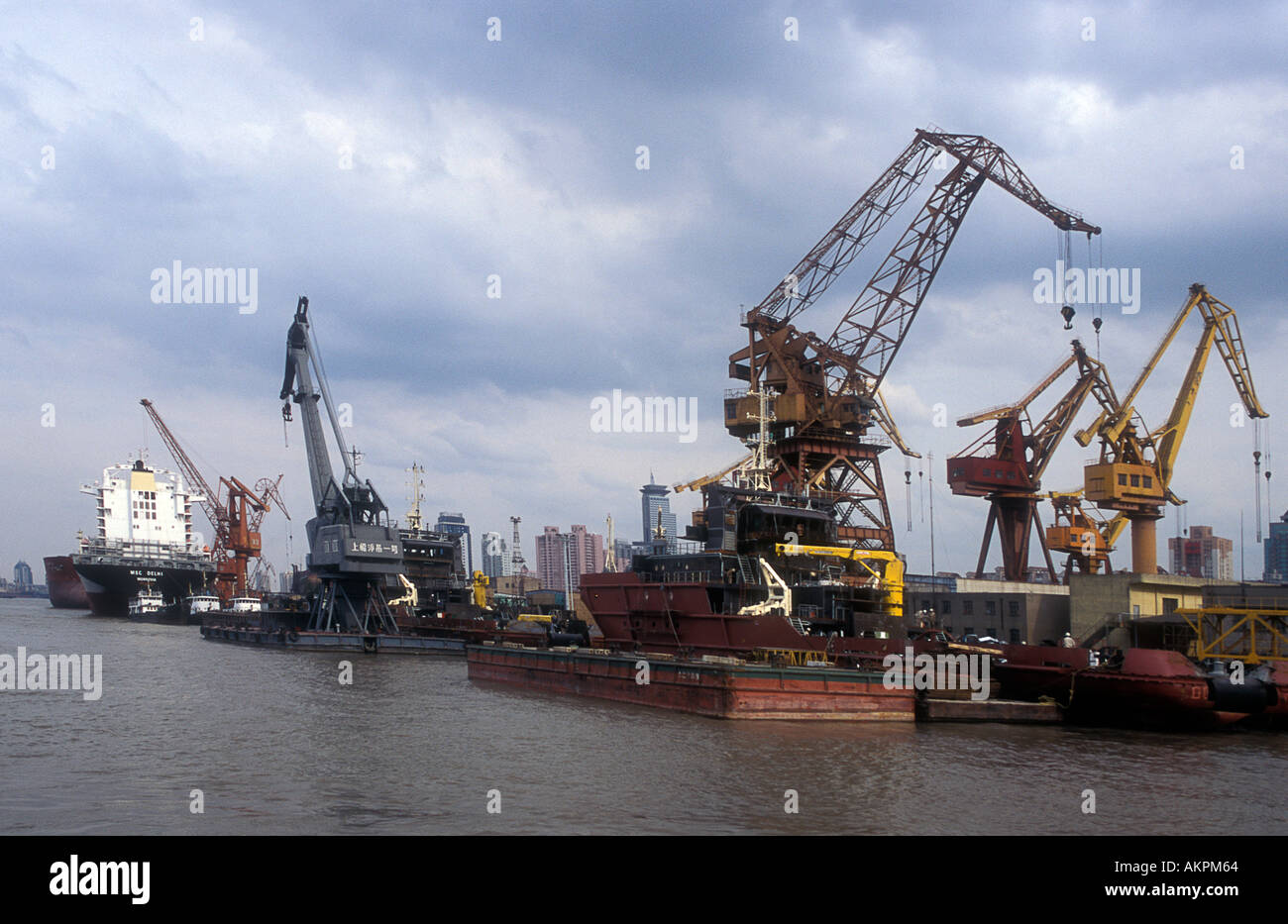 Shang river hi-res stock photography and images - Alamy