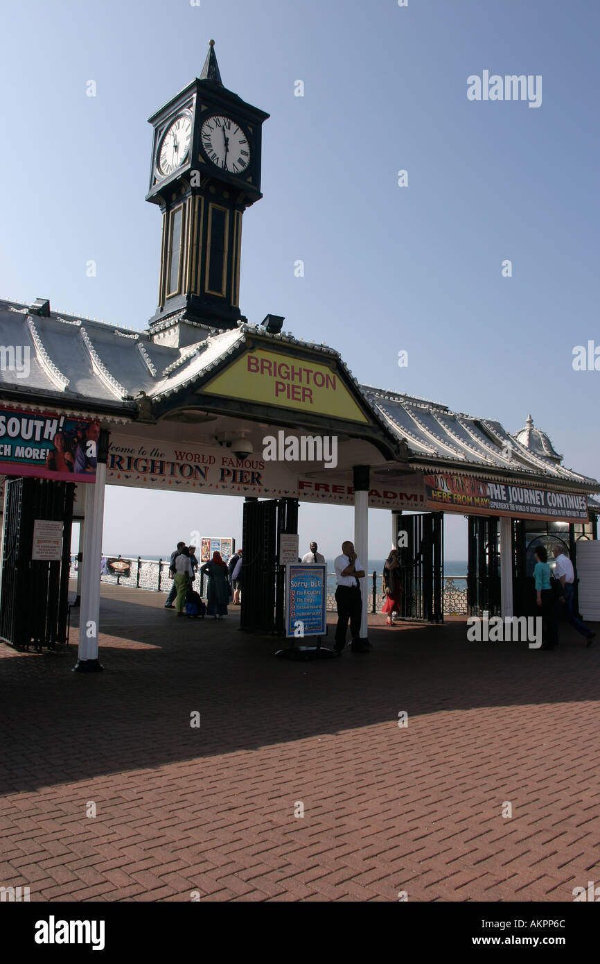 Entrance to Brighton Pier Stock Photo - Alamy