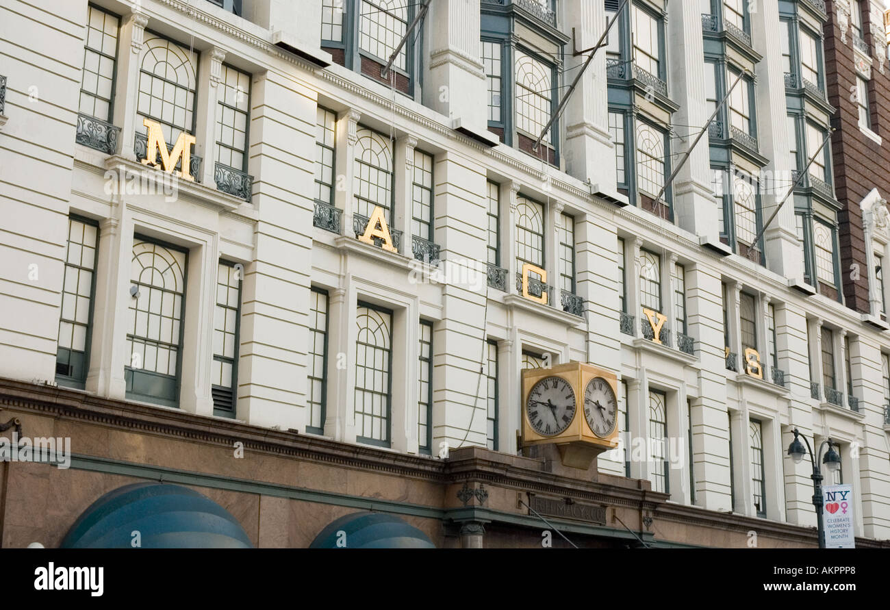 Rowland hussey macy hi-res stock photography and images - Alamy