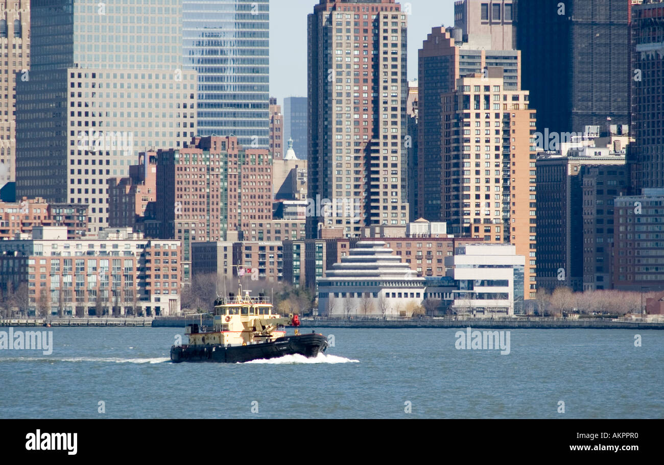 A view of Southern Manhattan from the Liberty Island Ferry Stock Photo ...