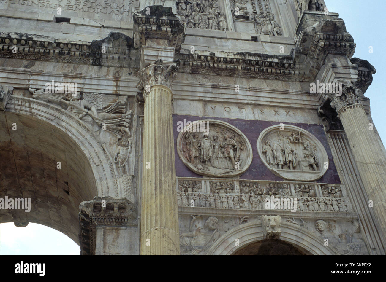 Close-up of the Arch of Constantine in Rome Stock Photo - Alamy