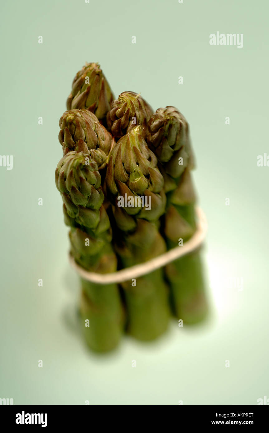 Bundle of asparagus Stock Photo - Alamy