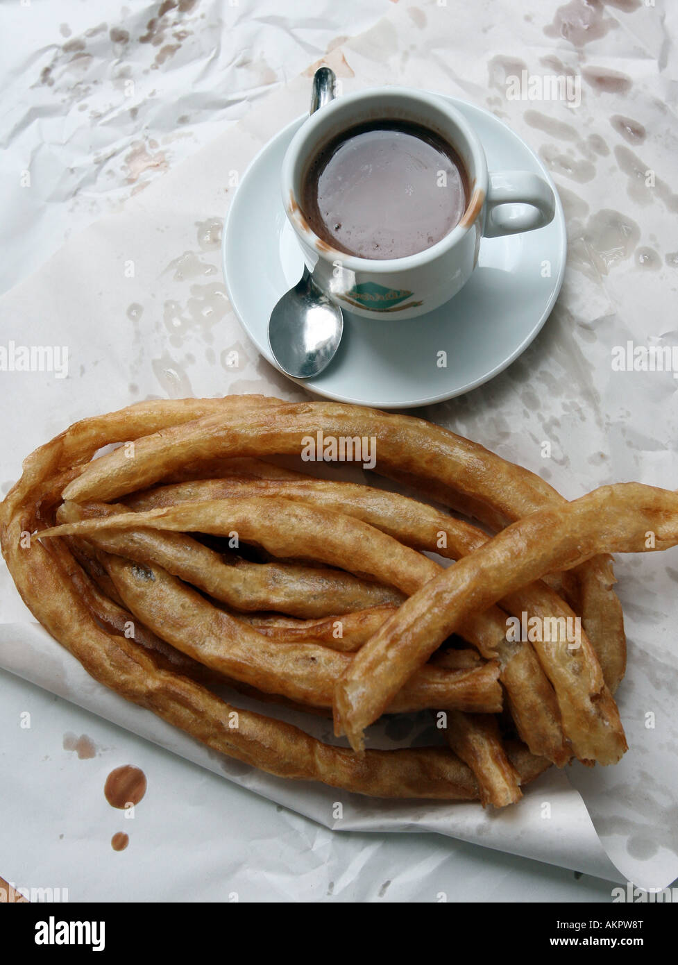 Typical Spanish breakfast, churros and chocolate Stock Photo - Alamy
