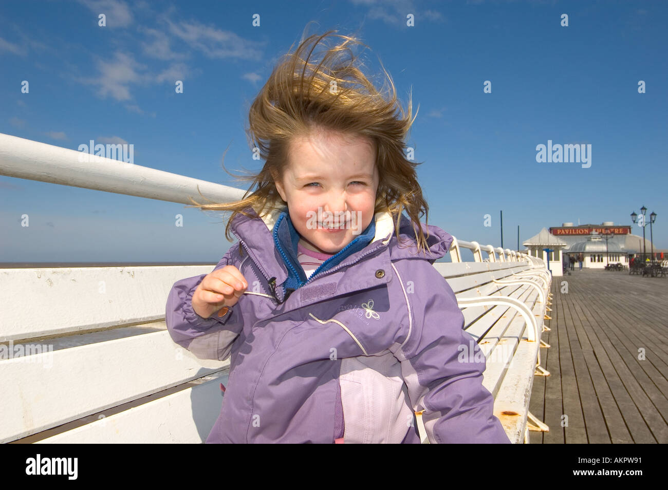 Children windy hi-res stock photography and images - Alamy