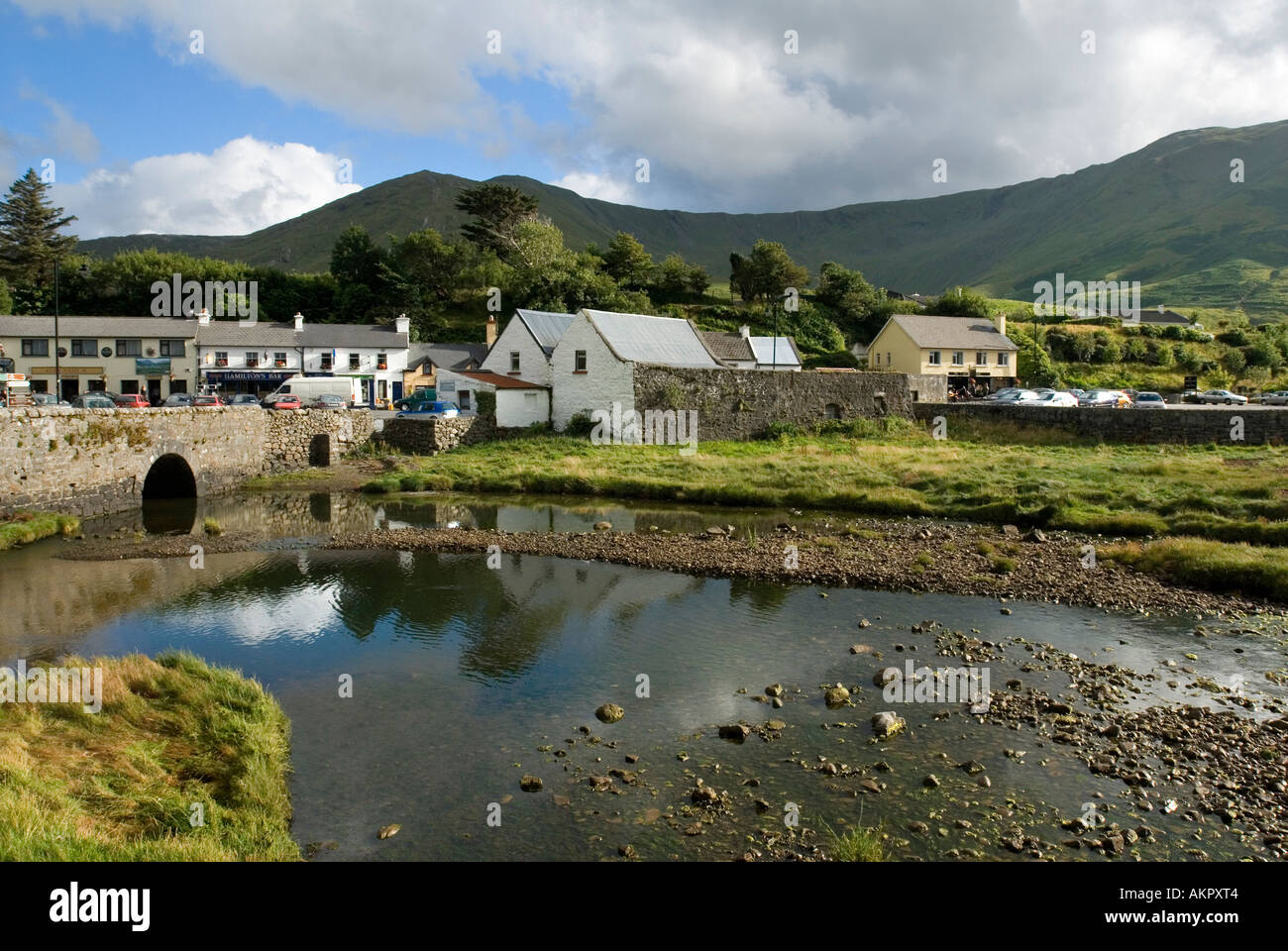 Leenane lake hi-res stock photography and images - Alamy