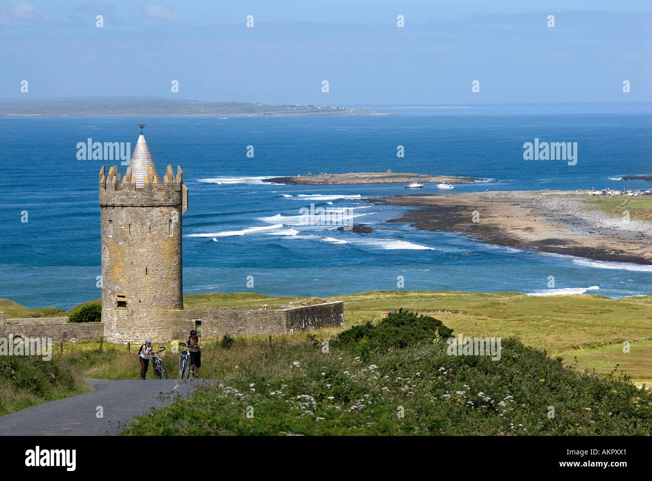 Doonagore Castle, Doolin, Co Clare, Ireland Stock Photo - Alamy