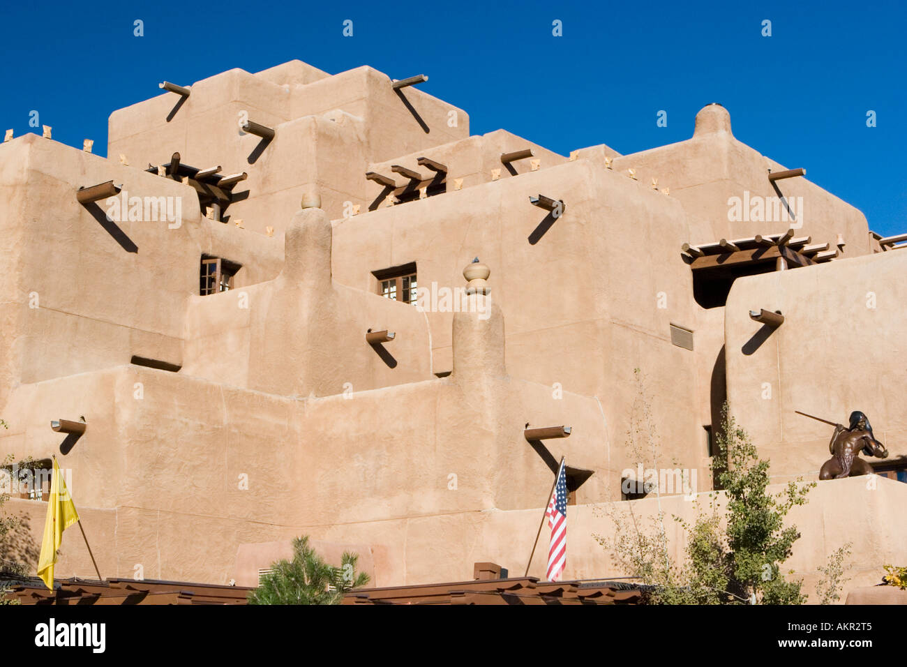Pueblo style hi-res stock photography and images - Alamy
