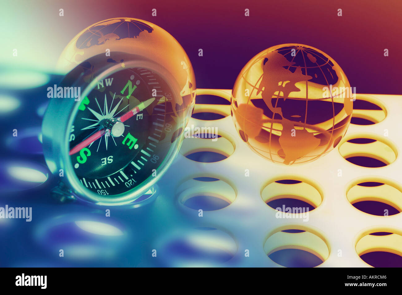Crystal globes map hi-res stock photography and images - Alamy
