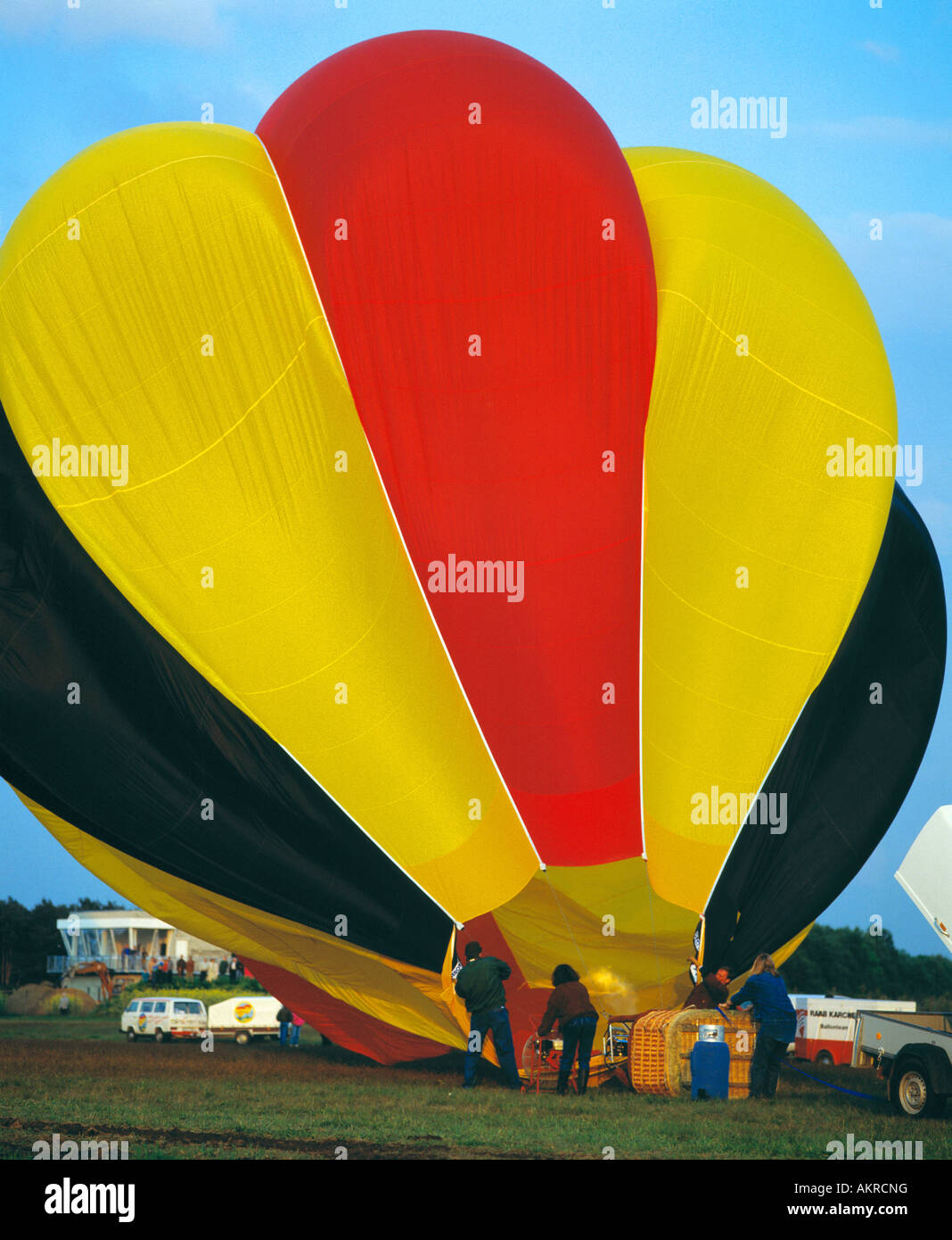 Balloon start hi-res stock photography and images - Alamy