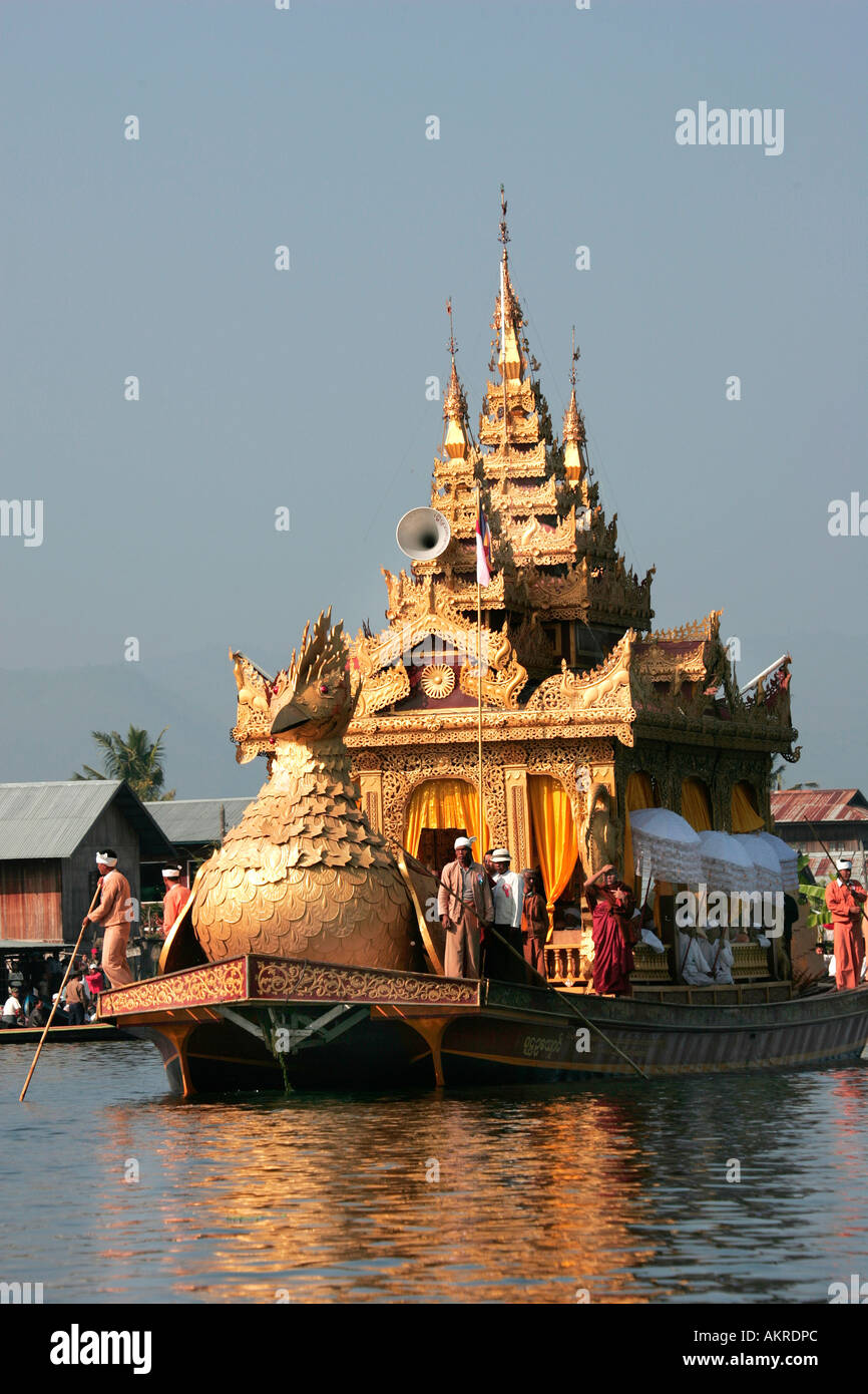 Royal barge festival hi-res stock photography and images - Alamy